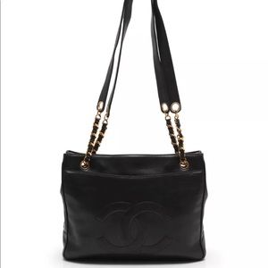 CHANEL | Bags | Chanel Interlocking Cc Chain Shoulder Bag Lamb | Poshmark